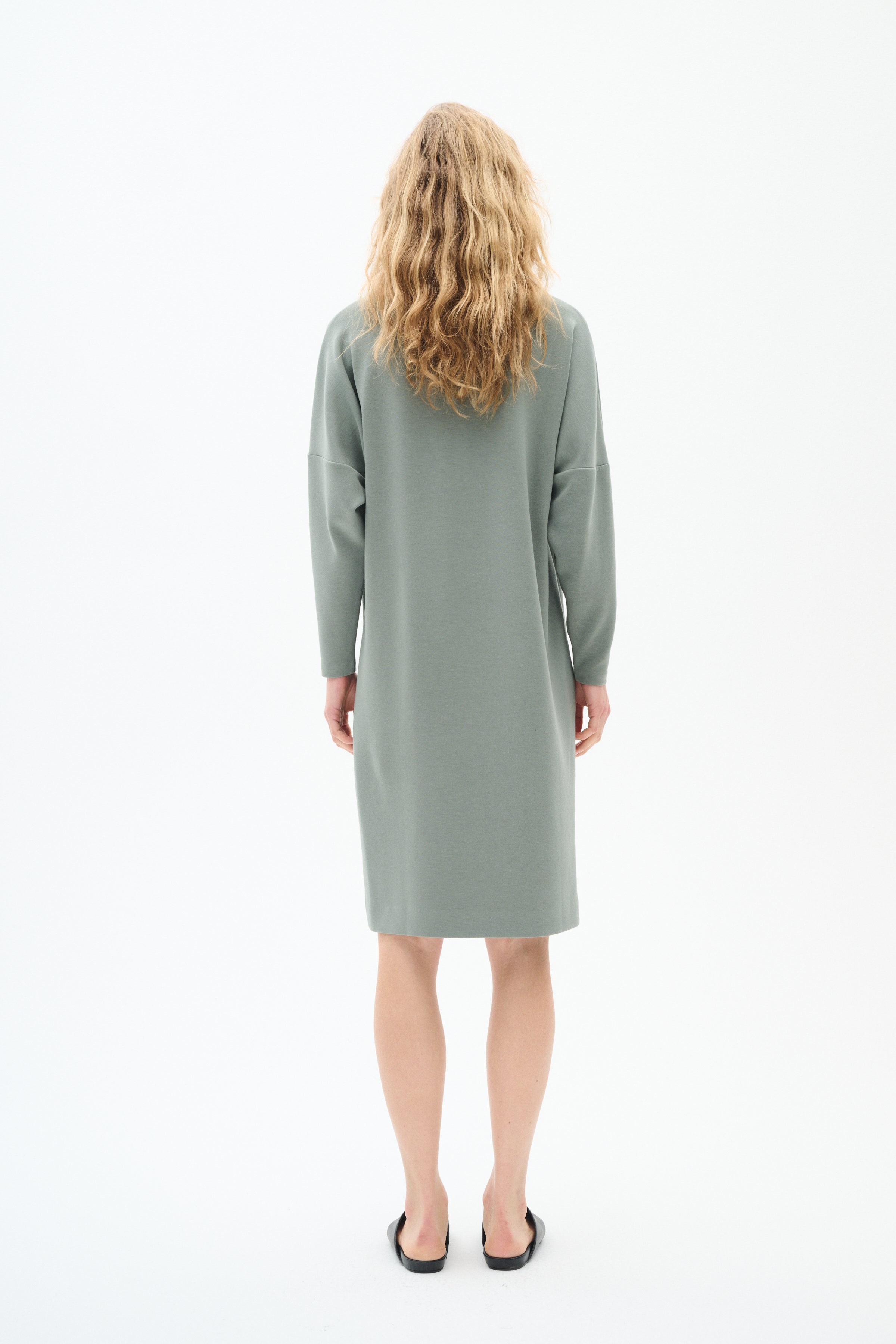 Annieh Robe – Le basement