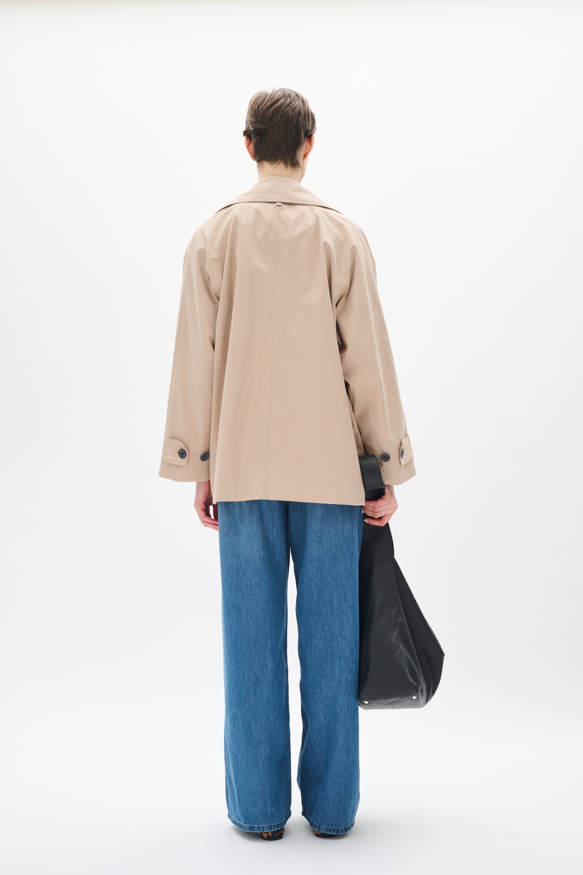 Minona Manteau – Le basement