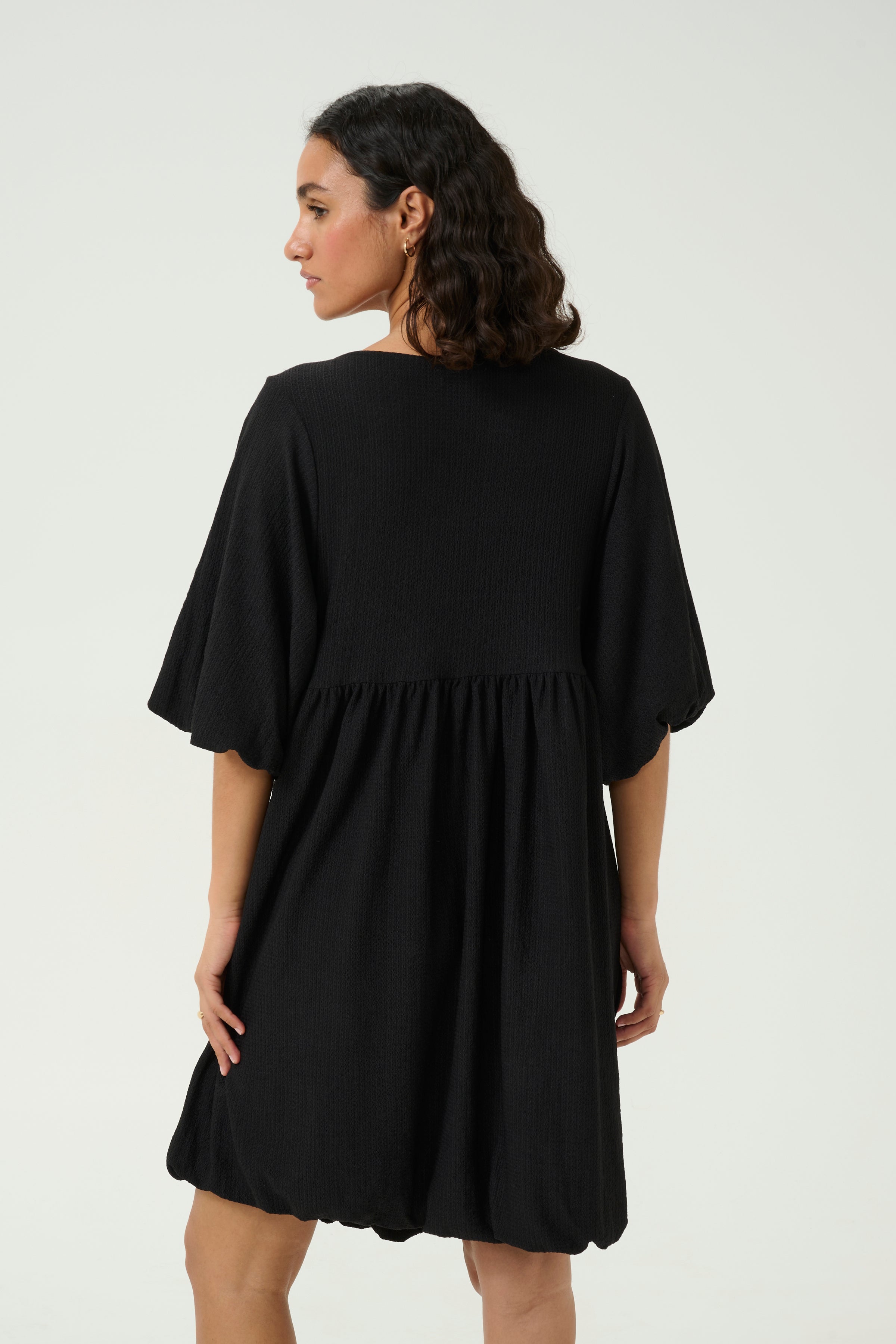 Nani Robe – Le basement